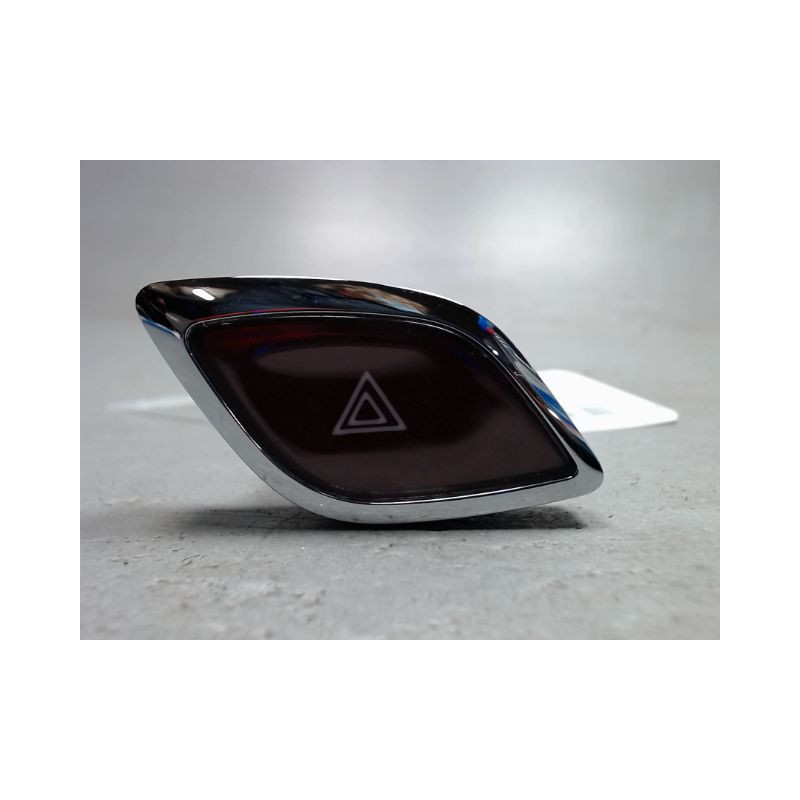 BOUTON DE WARNING CITROEN C3