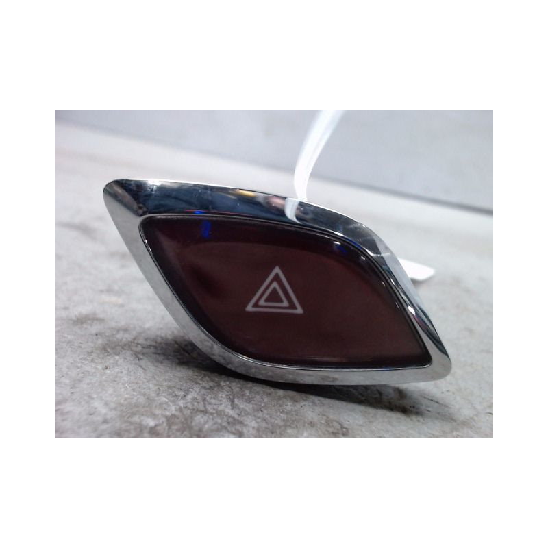 BOUTON DE WARNING CITROEN C3 2009-