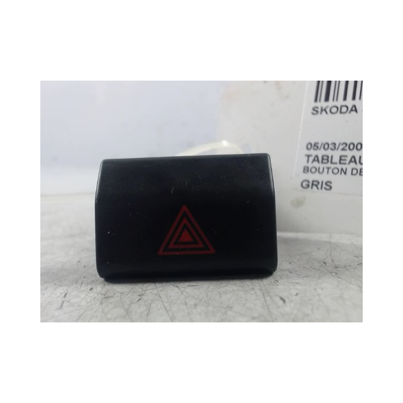 BOUTON DE WARNING SKODA SUPERB