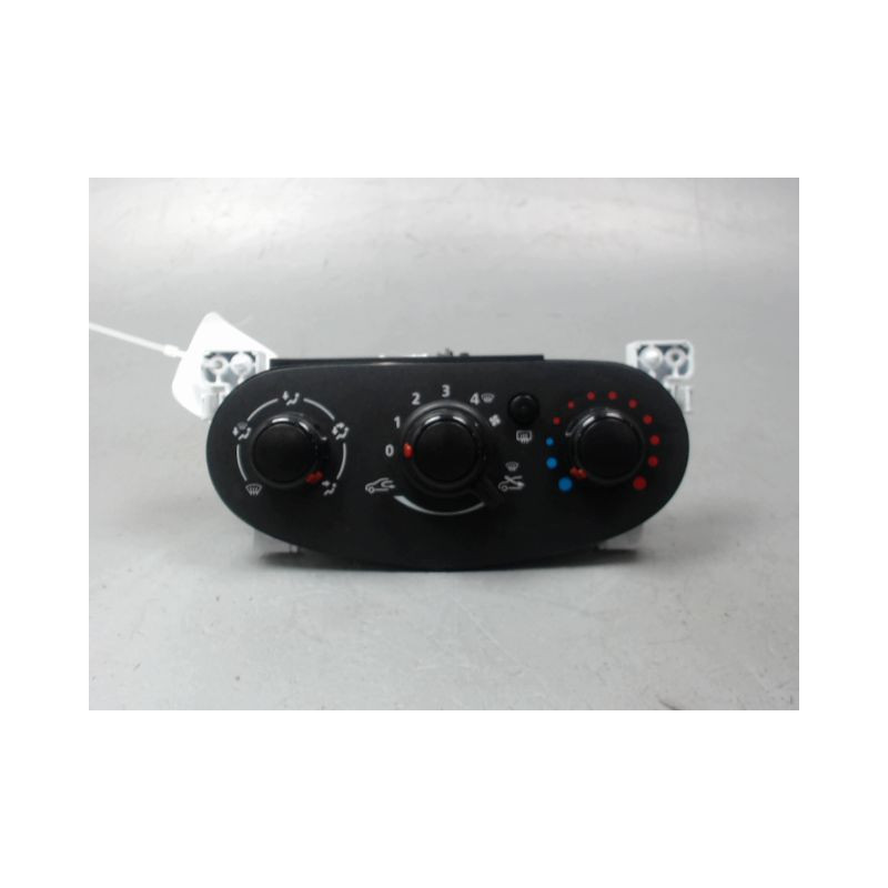 COMMANDE DE CHAUFFAGE DACIA SANDERO
