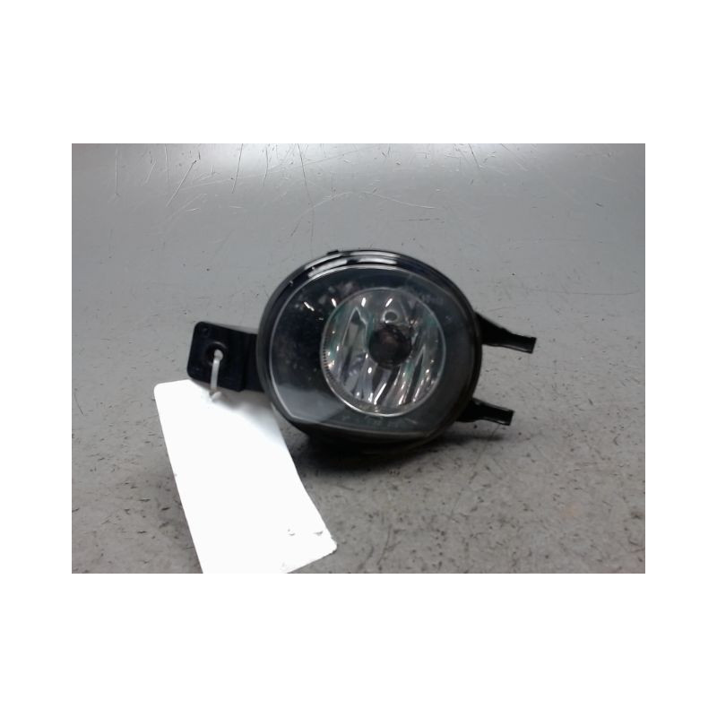 PHARE ANTIBROUILLARD AVANT GAUCHE TOYOTA YARIS