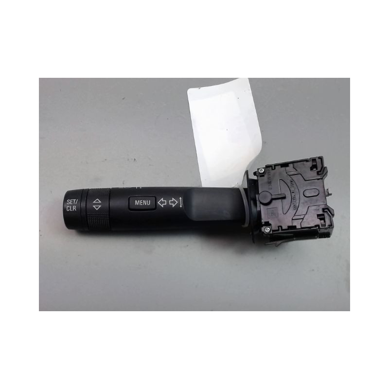 COMMANDE CLIGNOTANT CHEVROLET TRAX