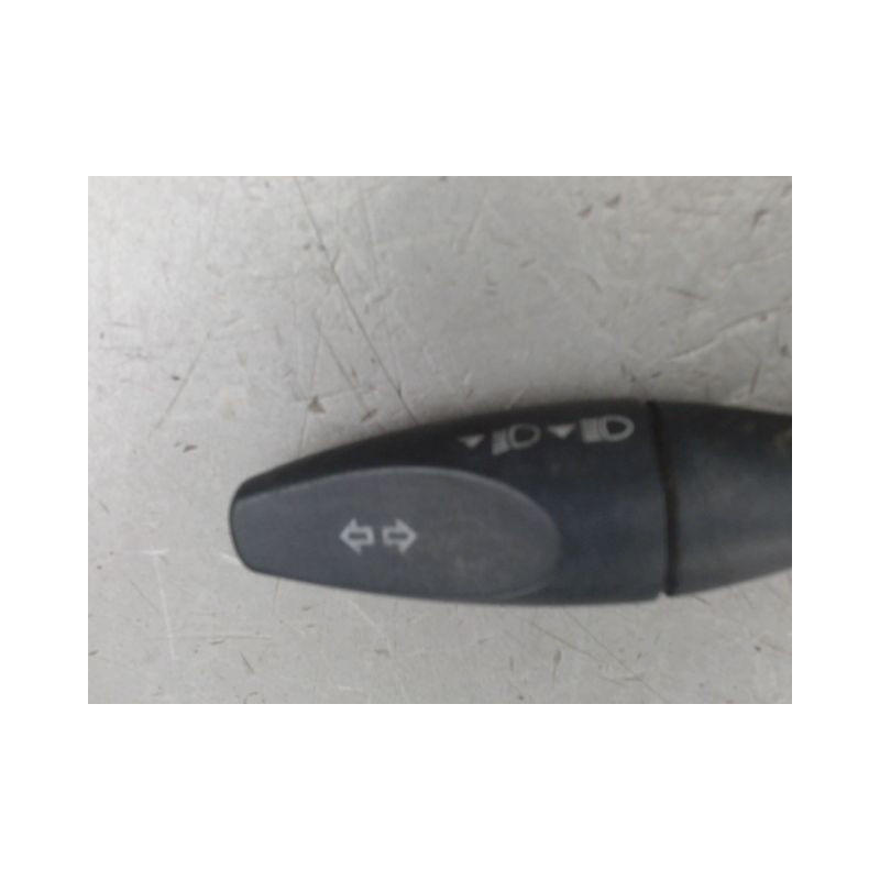 COMMANDE CLIGNOTANT FORD T.CONNECT