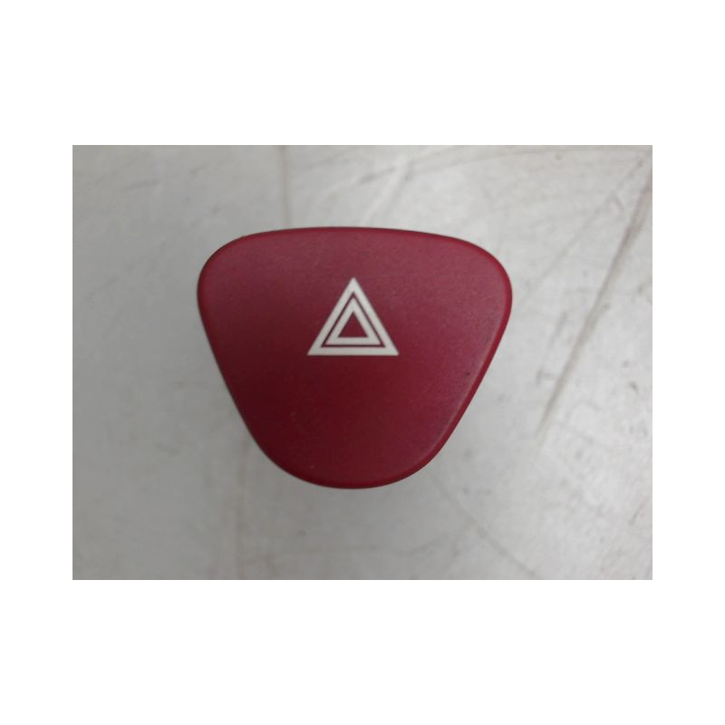 BOUTON DE WARNING CITROEN C3