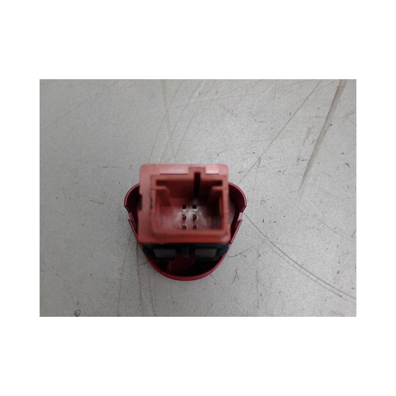 BOUTON DE WARNING CITROEN C3