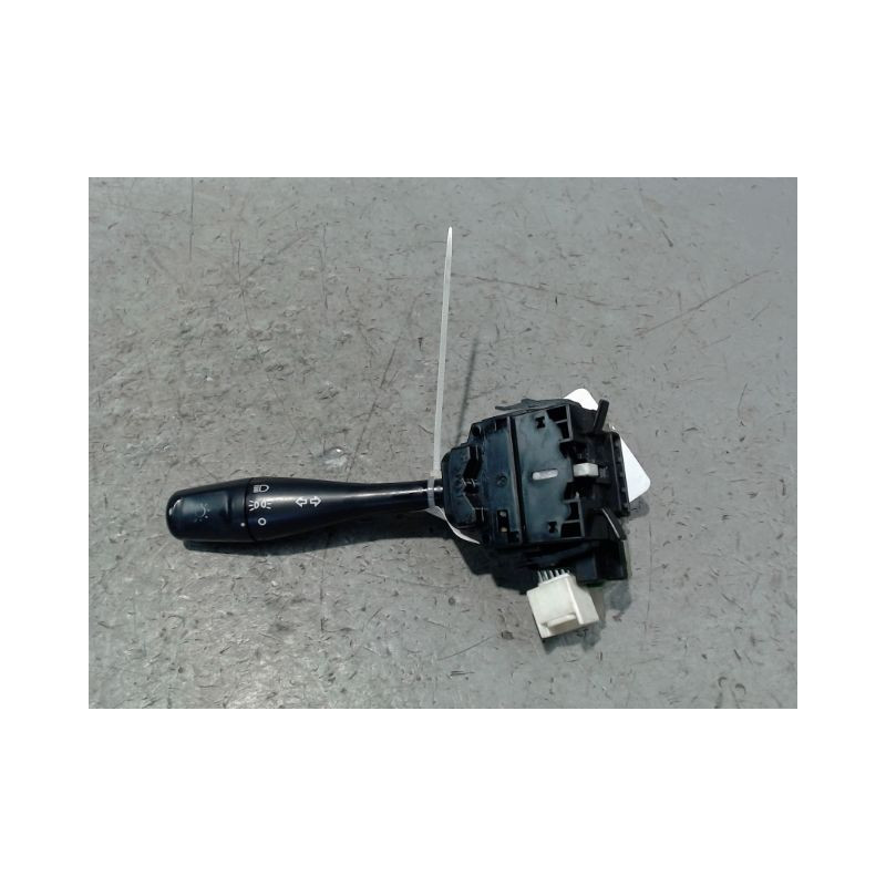 COMMANDE CLIGNOTANT MITSUBISHI PAJERO