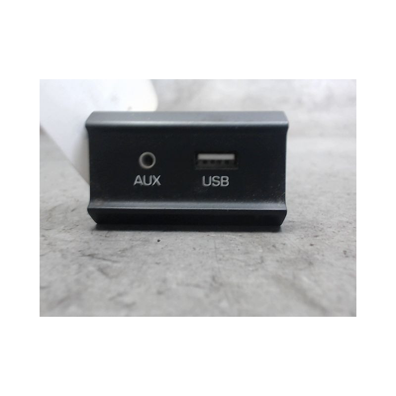 PORT USB/AUX KIA PICANTO