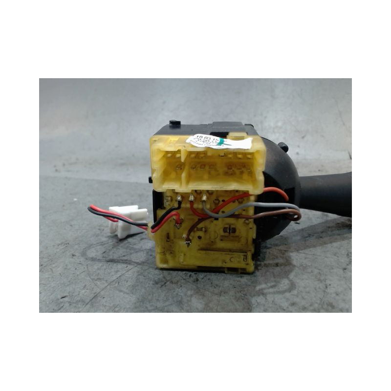 COMMANDE CLIGNOTANT RENAULT CAPTUR