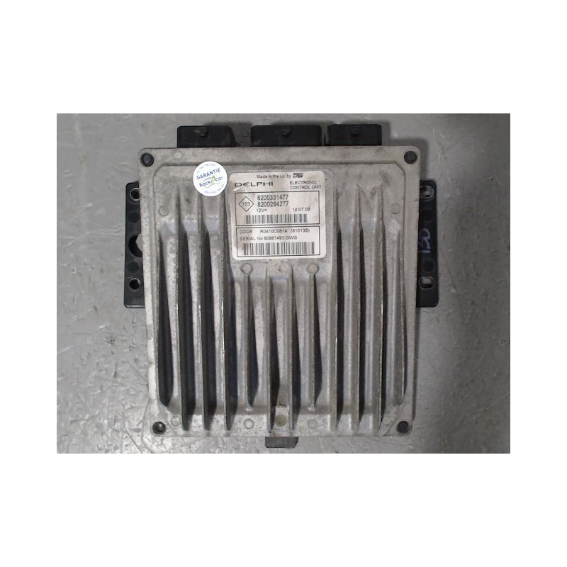 CALCULATEUR MOTEUR RENAULT CLIO