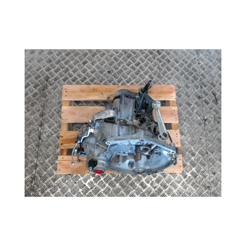 BOITE A VITESSE MECANIQUE PEUGEOT 206 1.4 i