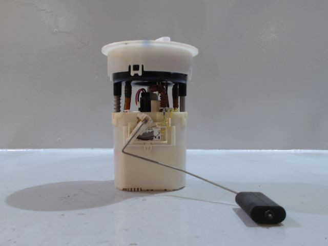 POMPE CARBURANT IMMERGEE FORD FIESTA 2005-