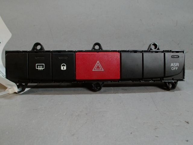 BOUTON DE WARNING PEUGEOT BOXER